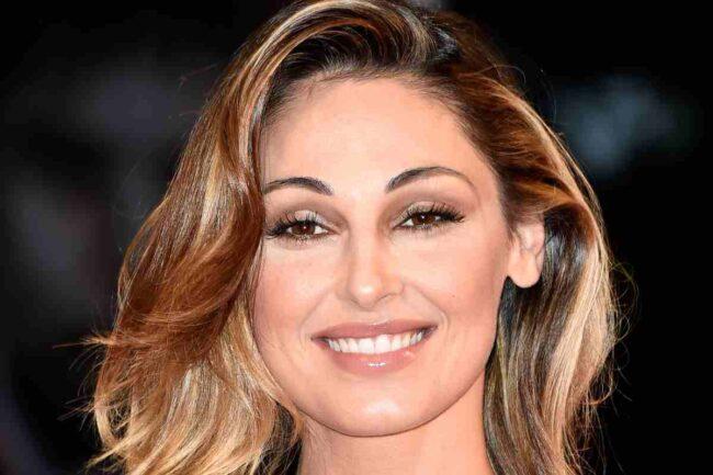 Anna Tatangelo, primi baci con la sua nuova fiamma (VIDEO)