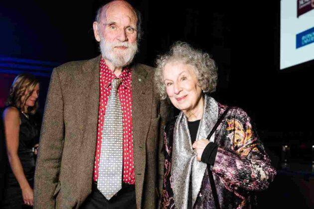 Chi era il marito di Margaret Atwood? Libri, poesie e causa della morte